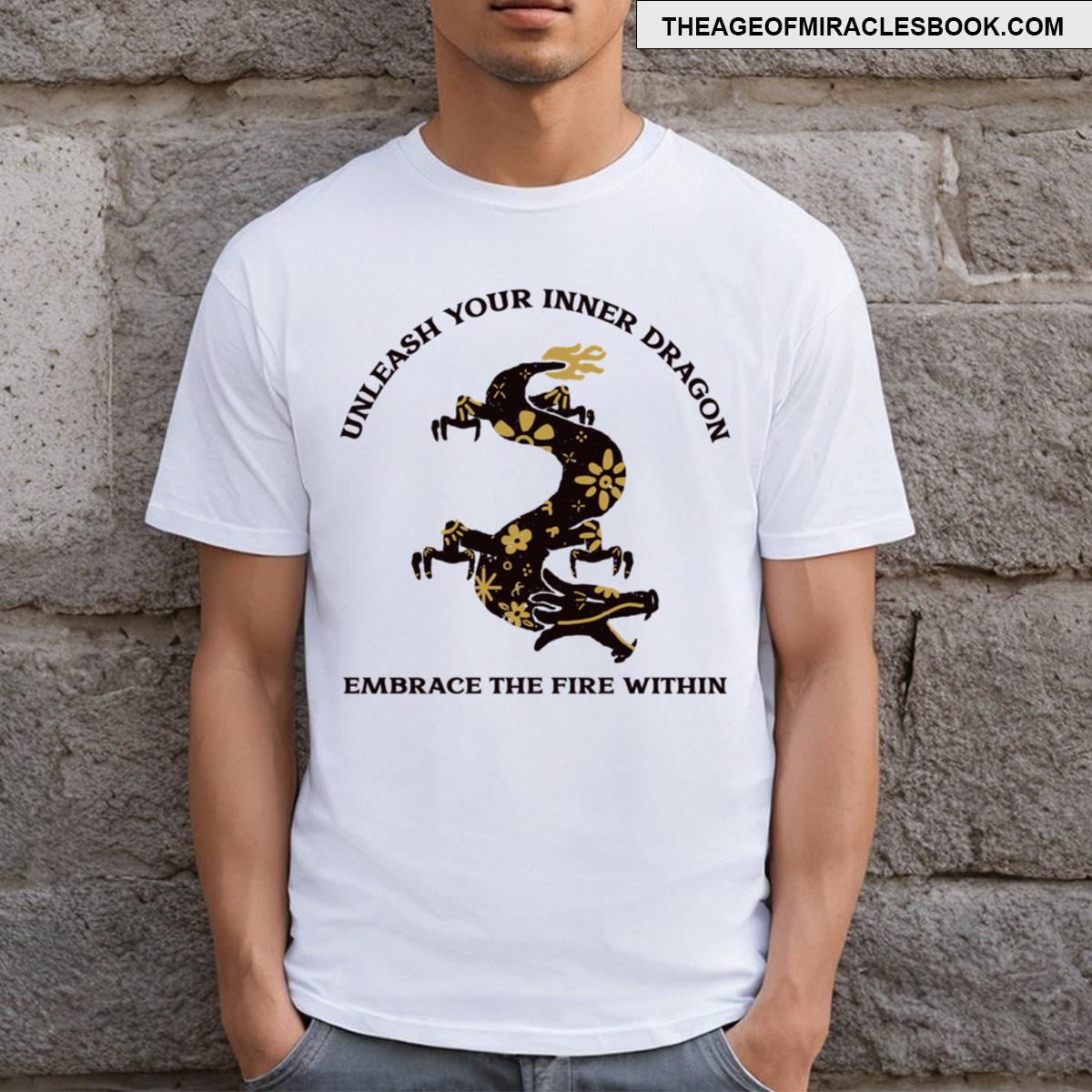Asian Art Celebration Traditional Dragon Portrait Essential T-shirt