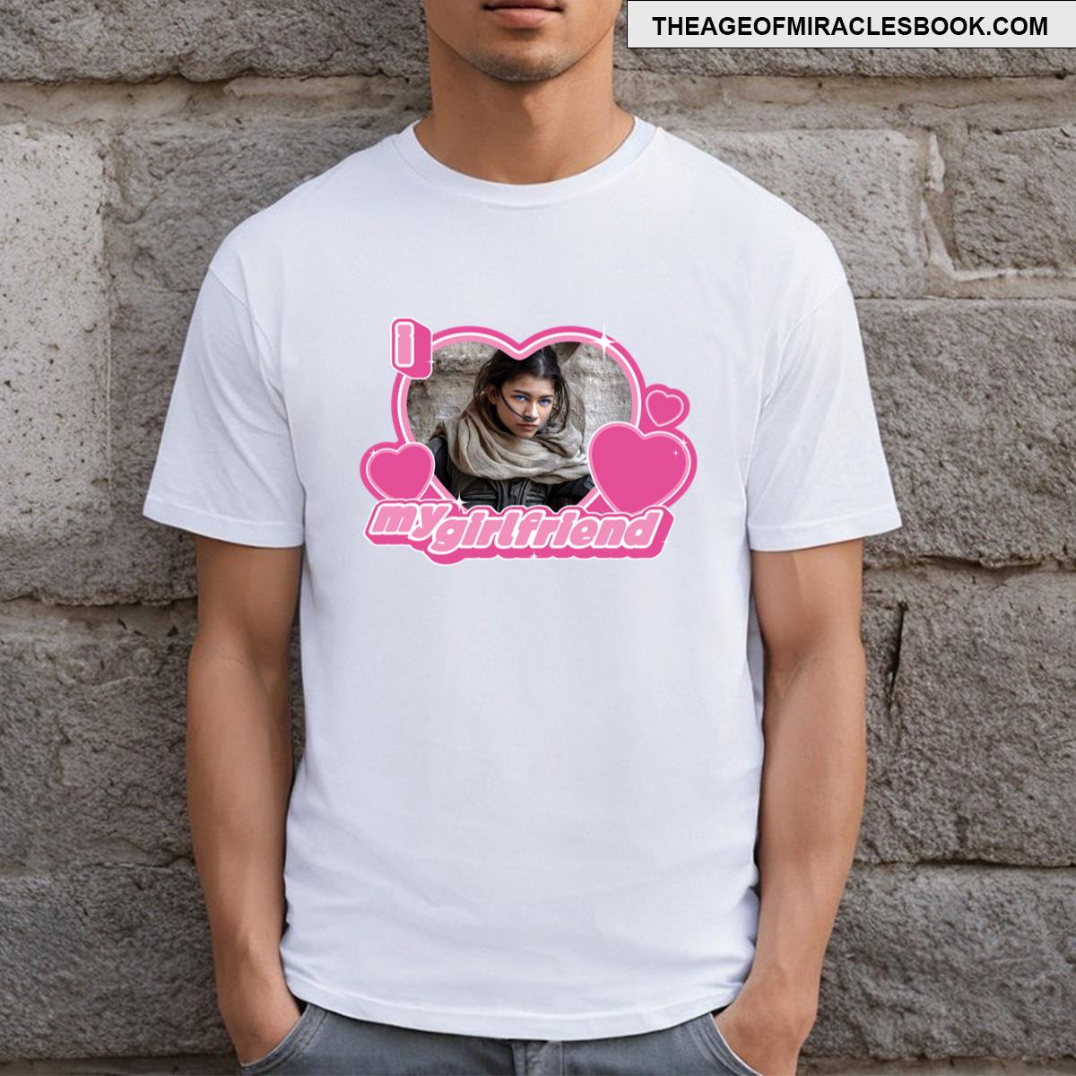 Chani Sci Fi Girlfriend T-shirt