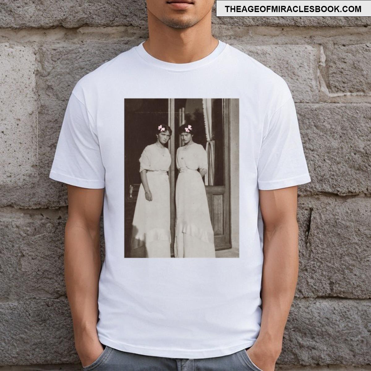 Coquette Olga And Tatiana T-shirt