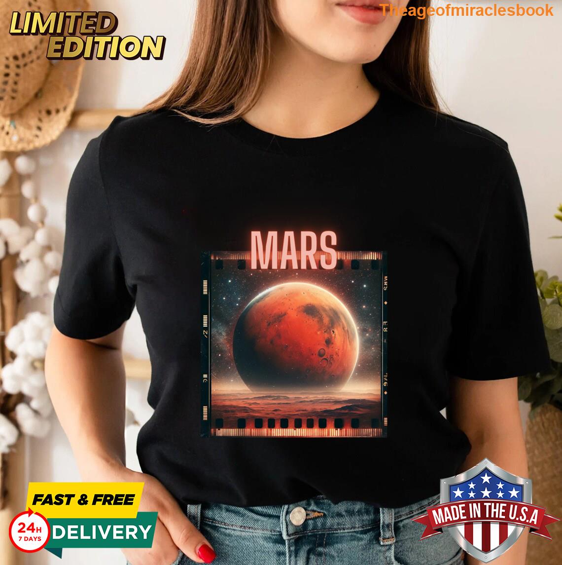 Mars T-shirt