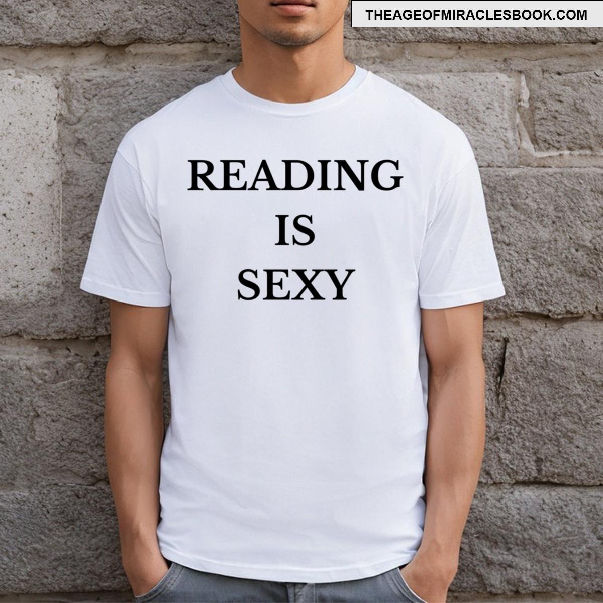 Reading Is Sexy Essential T-shirt