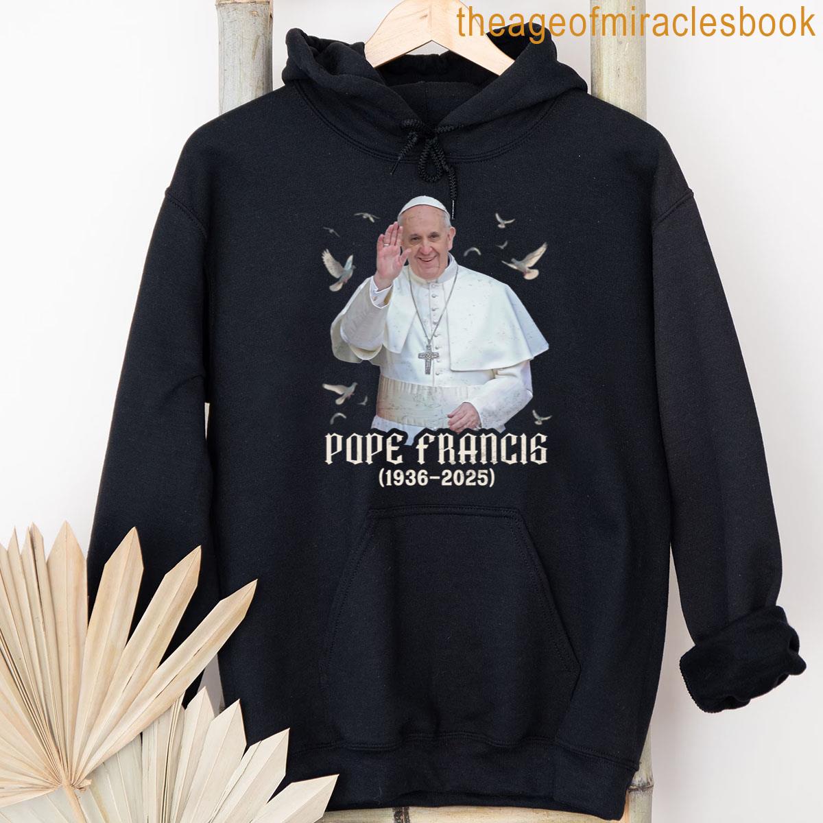 Pope Francis T-shirt