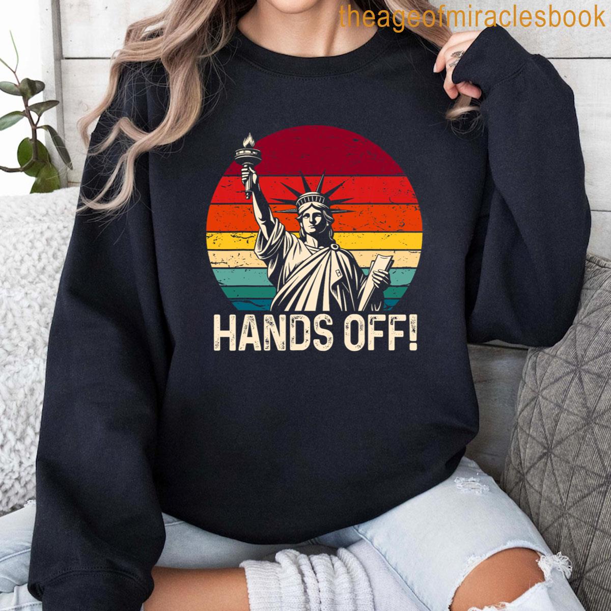 Resist Resistance Statue Of Liberty Hands Off Protest Meme T-shirt