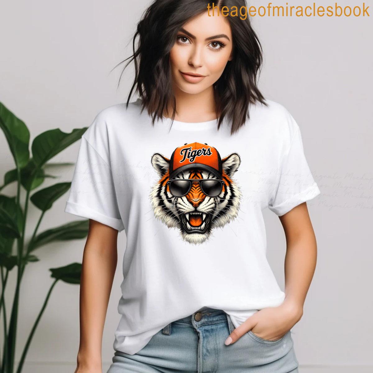 Tiger - Throwback Design - T-shirt