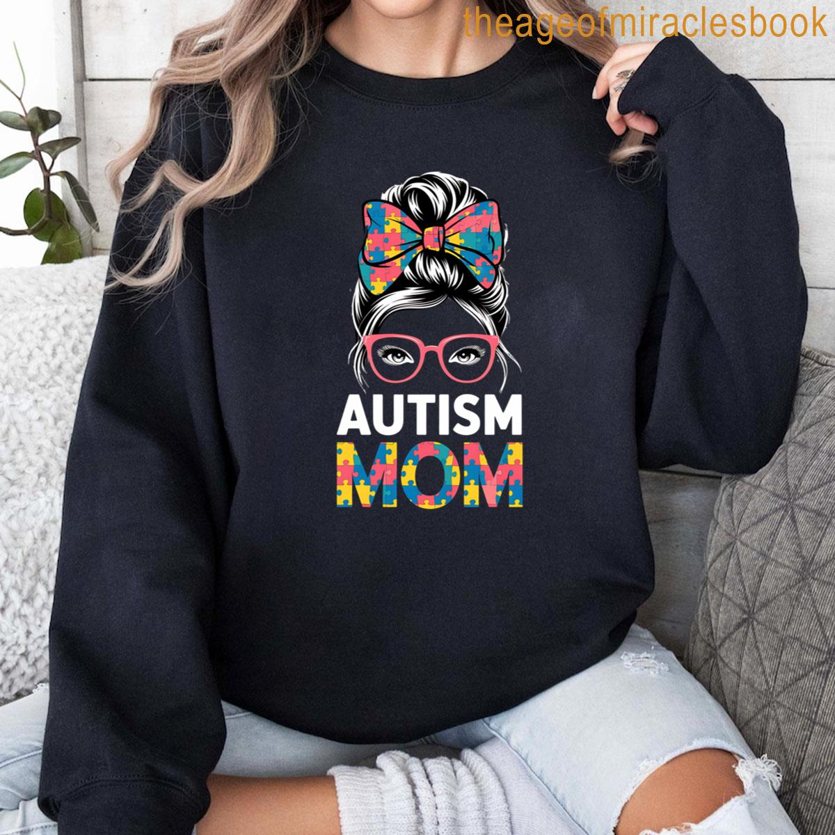 Artistic Representation Of A Mother With Autism Symbols T-shirt