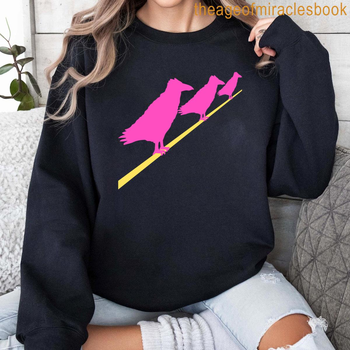 3 Ravens Sitting Cable Rope Three Friends Crew Fun T-shirt