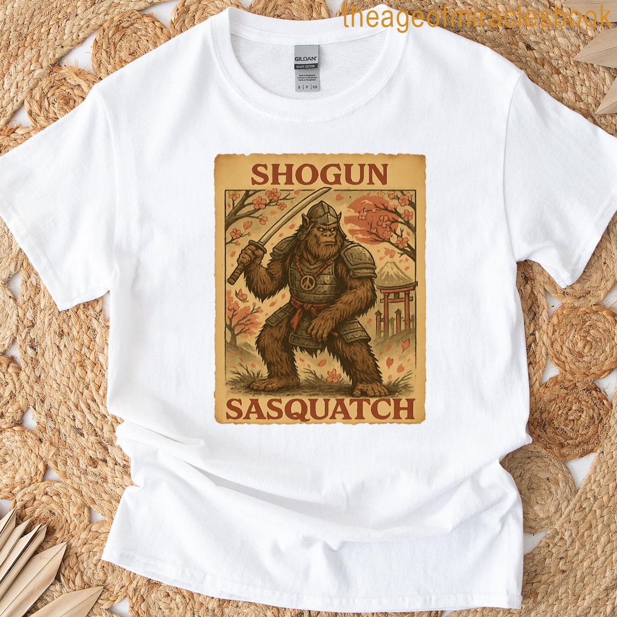 Shogun Sasquatch Samurai Bigfoot Vintage Japan Cryptid Warrior Art T-shirt
