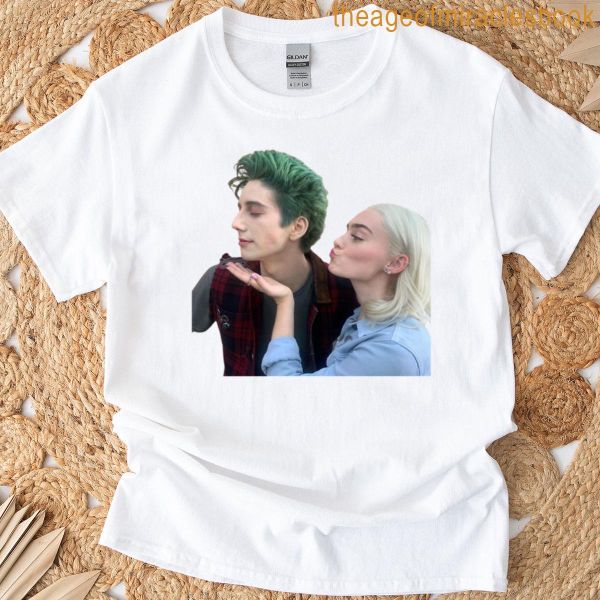 Zed And Addison Sticker Oversized T-shirt